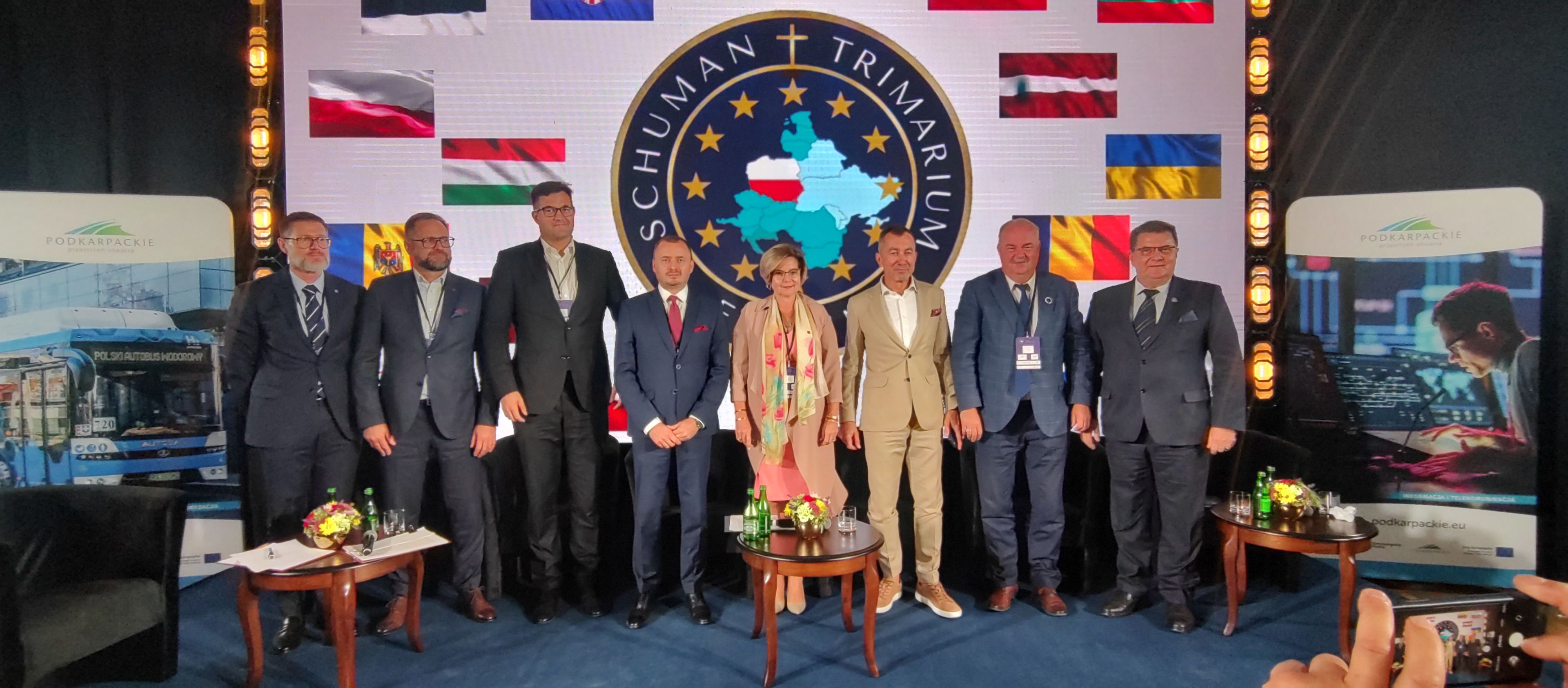 Podczas konferencji w Krasiczynie w panelu dyskusyjnym pt. „Nauka i ...