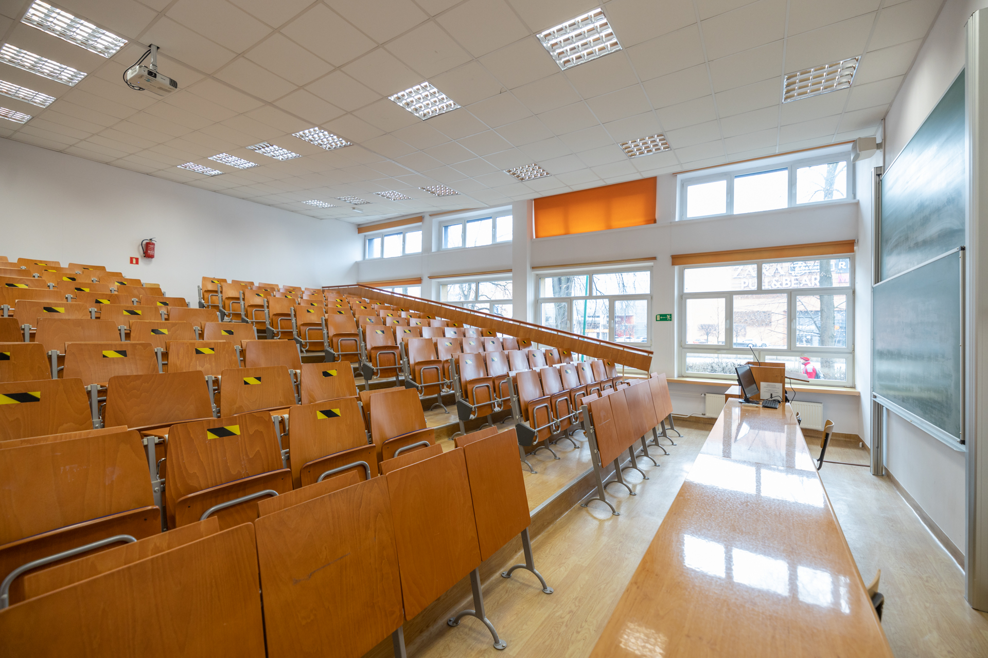 Kampus Rejtana, Budynek A3, Aula nr 2 - Uniwersytet Rzeszowski